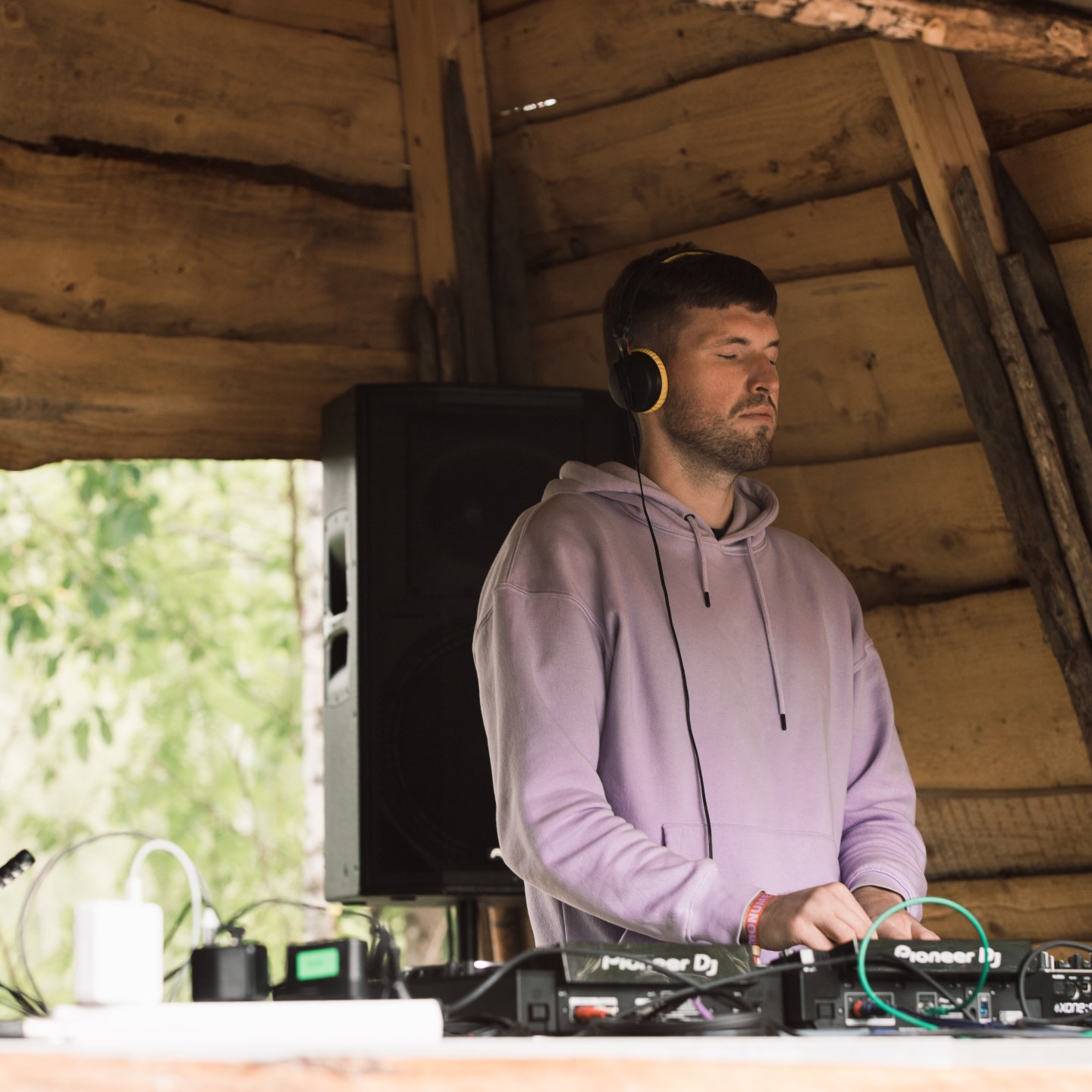 Javel · Artist Profile