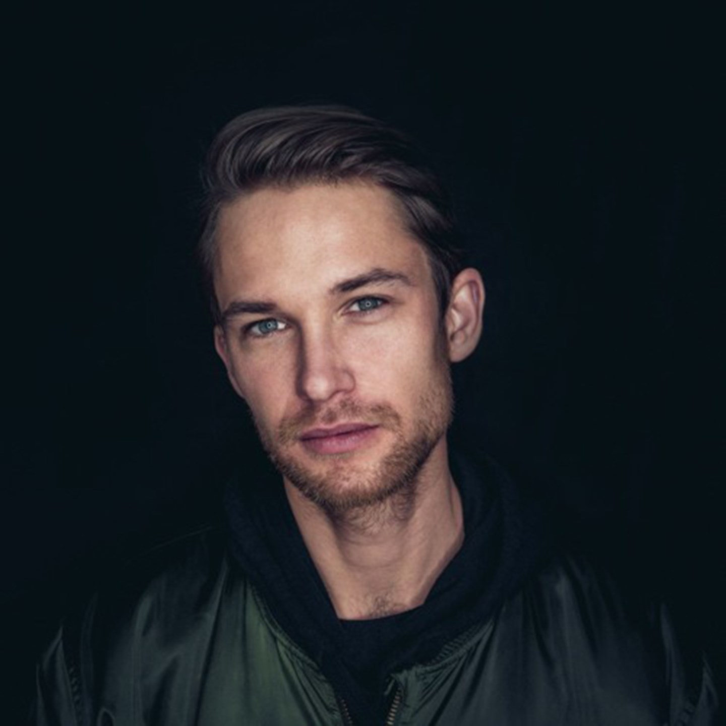 Jeremy Reinhard · Artist Profile