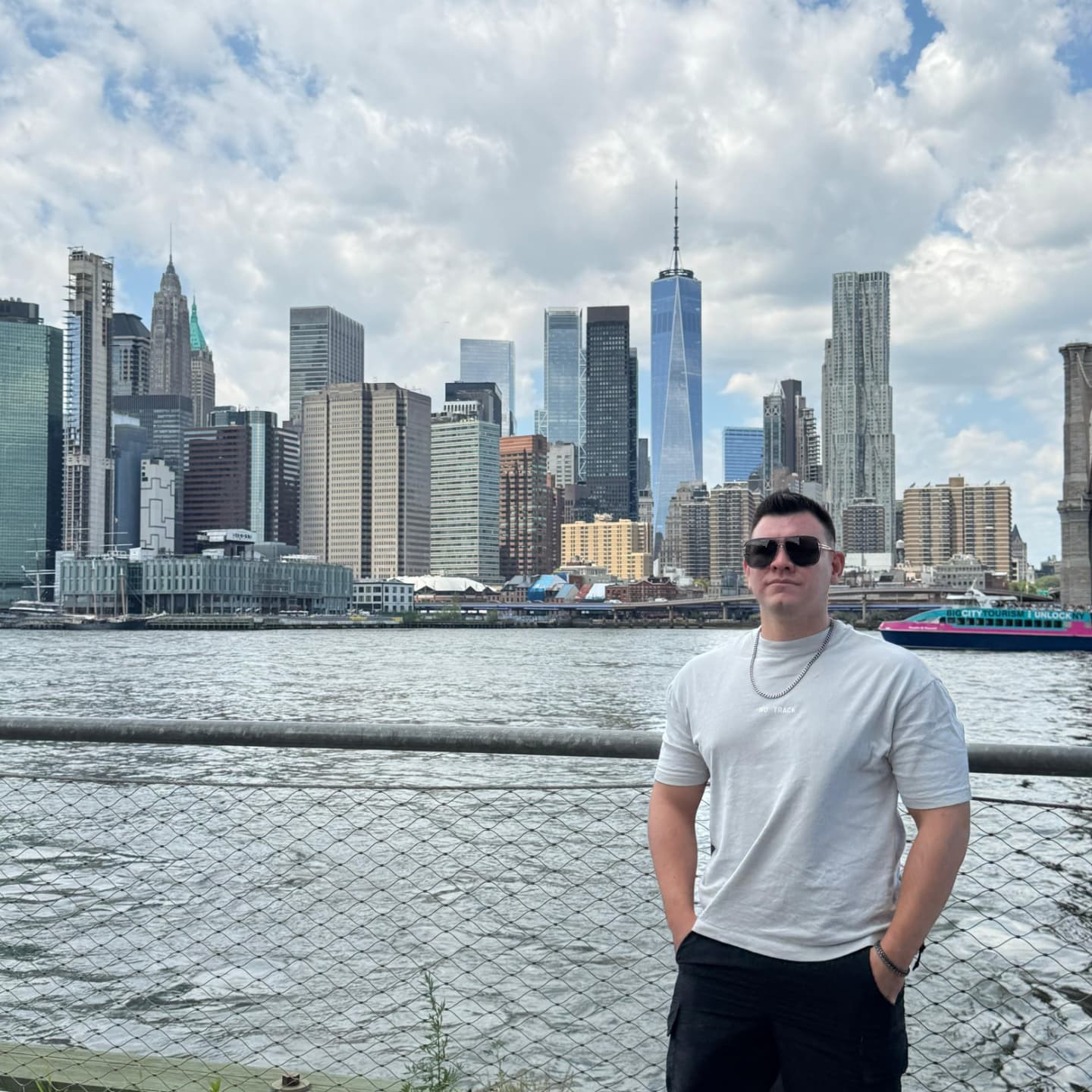 Jesus Montañez · Artist Profile