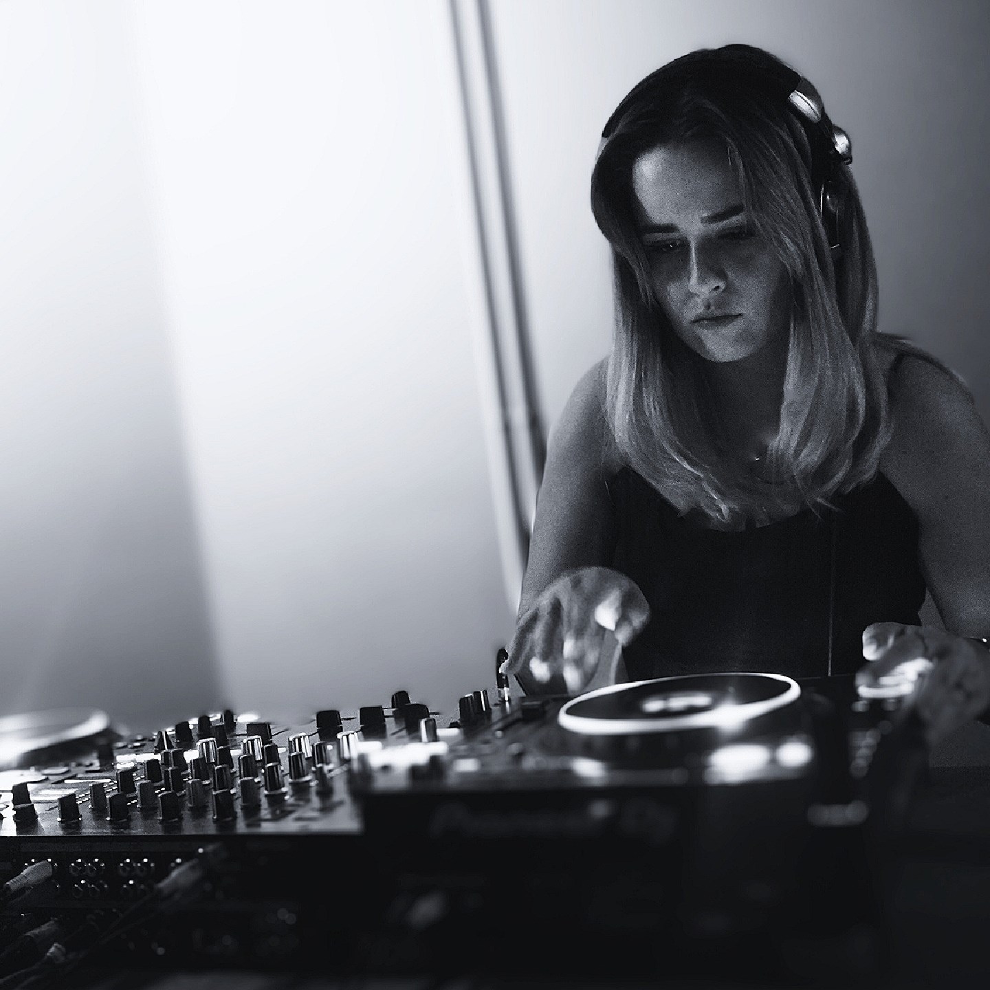 Jinx (MK) · Artist Profile