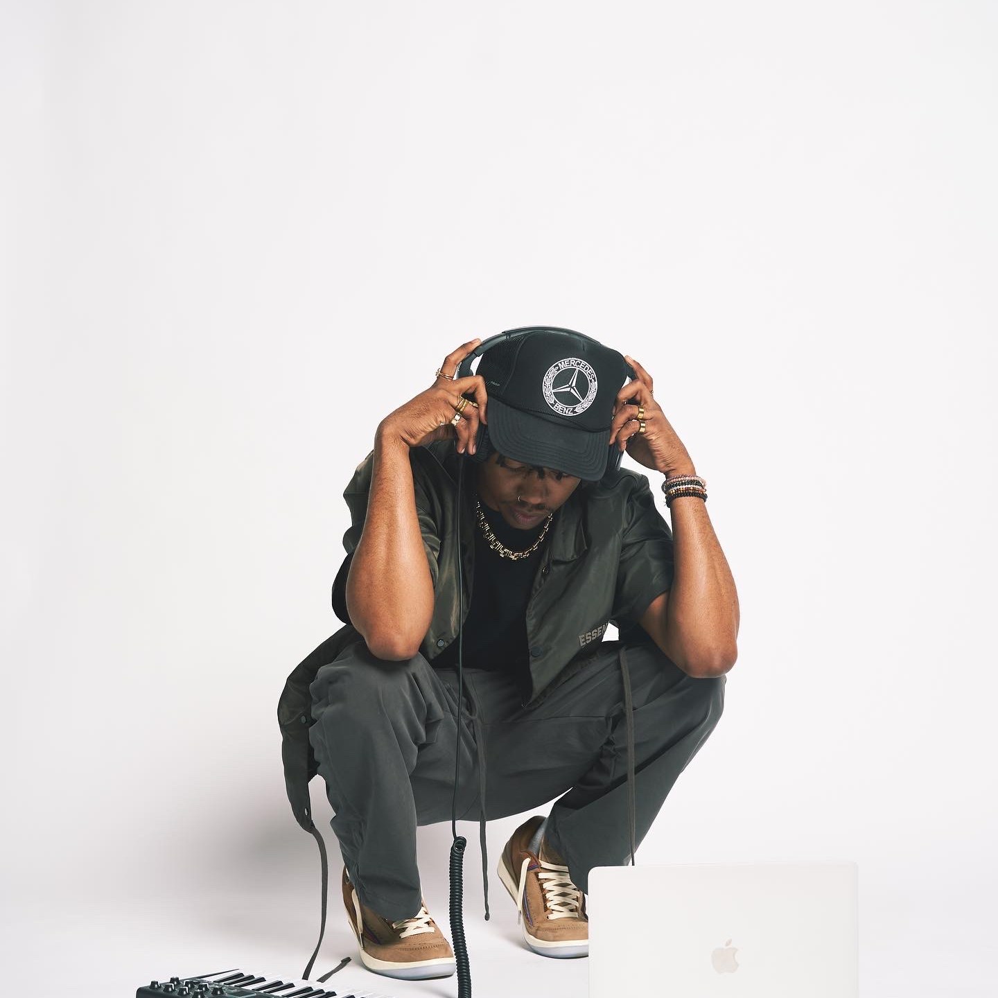 JMT (2) · Artist Profile