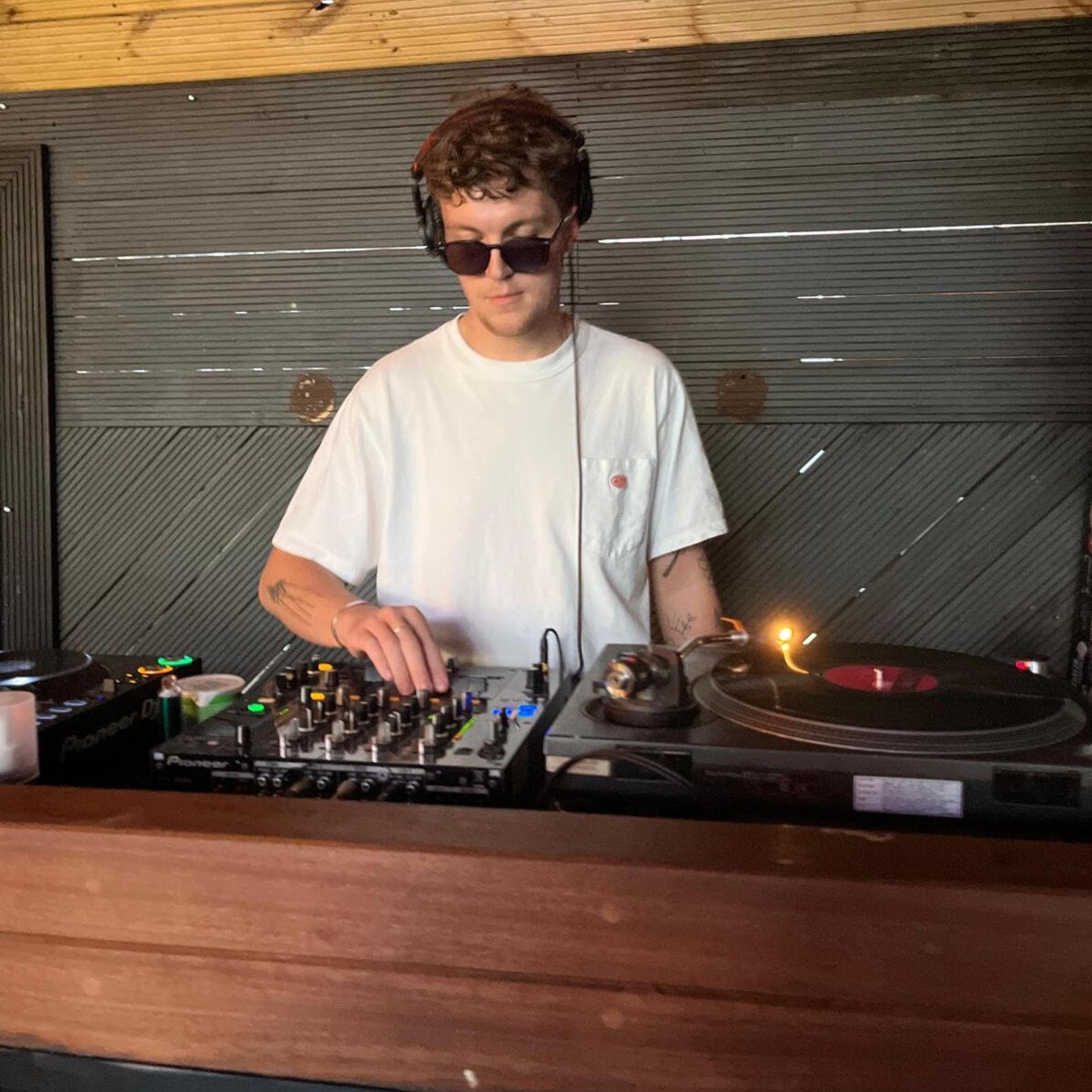 Joe Reece · Artist Profile