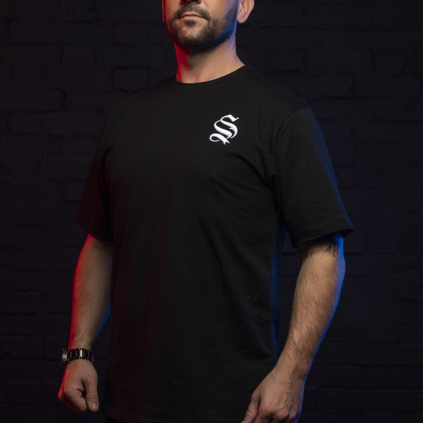 Joey Riot · Artist Profile