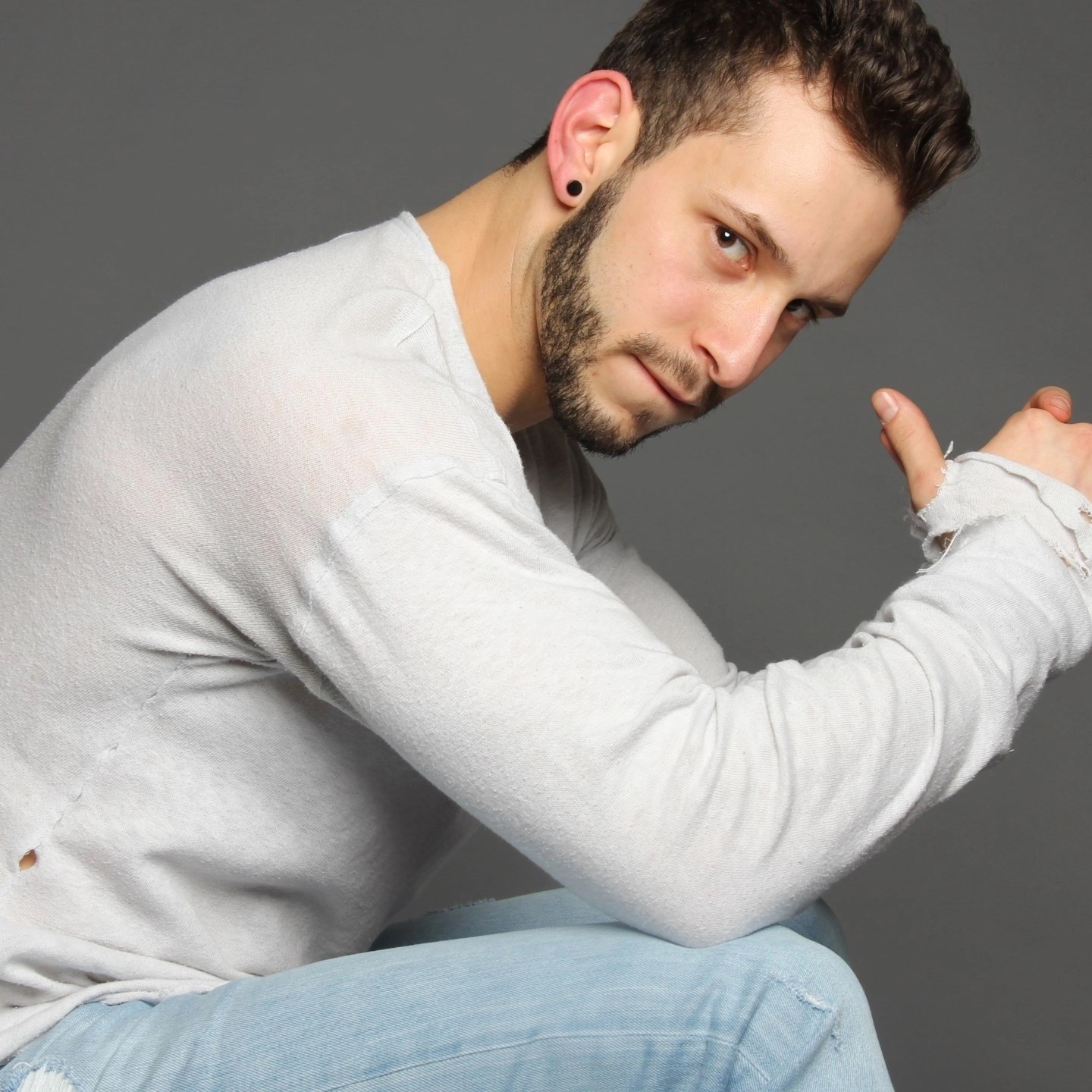 Johnny I. · Artist Profile