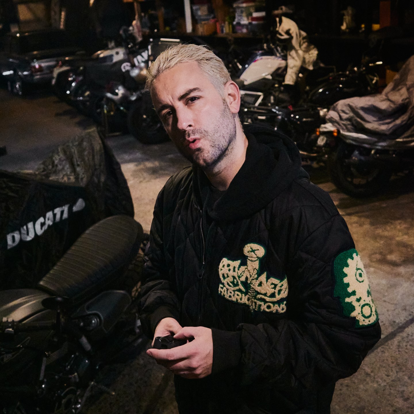 JOHNNY O · Artist Profile