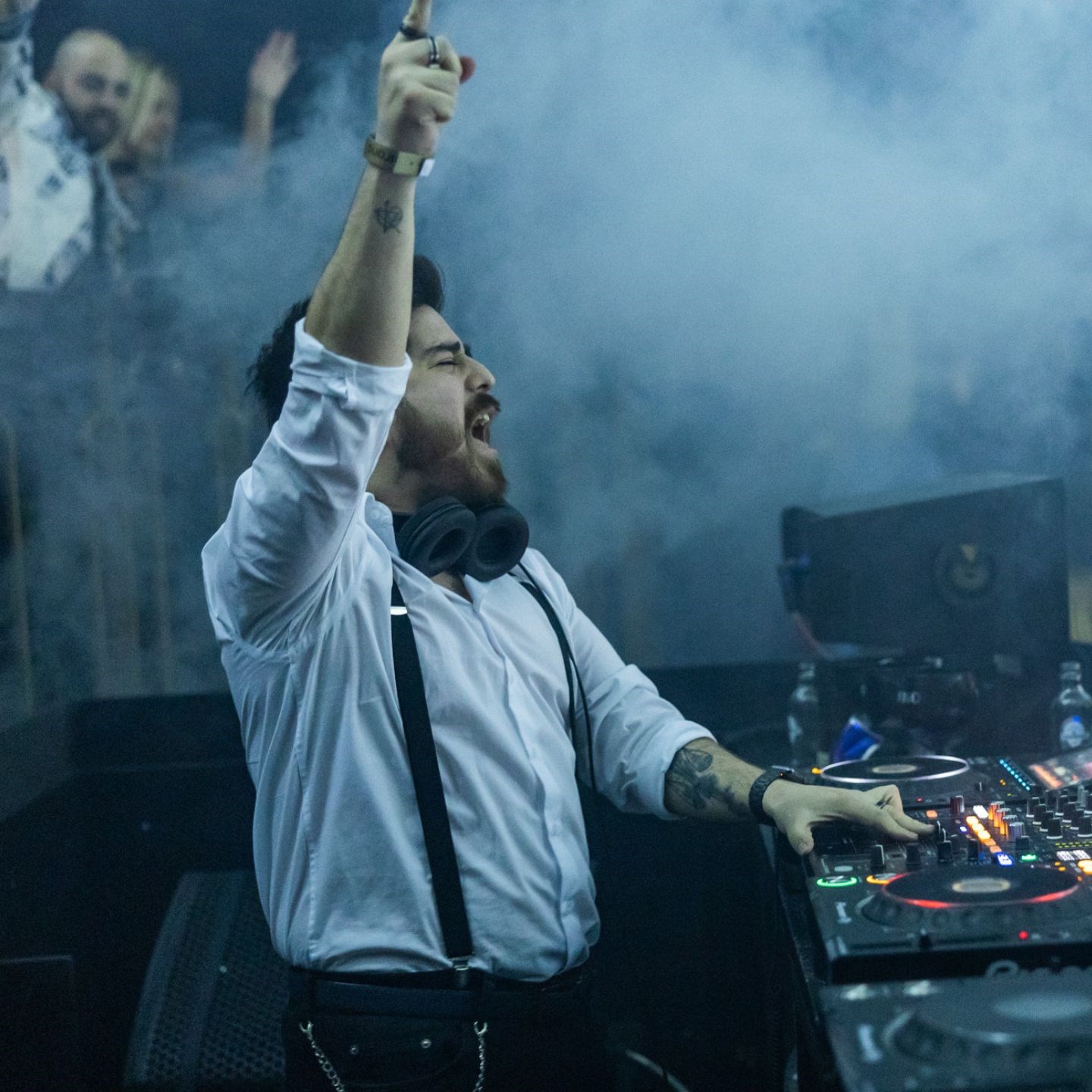 Jon Pinto · Artist Profile