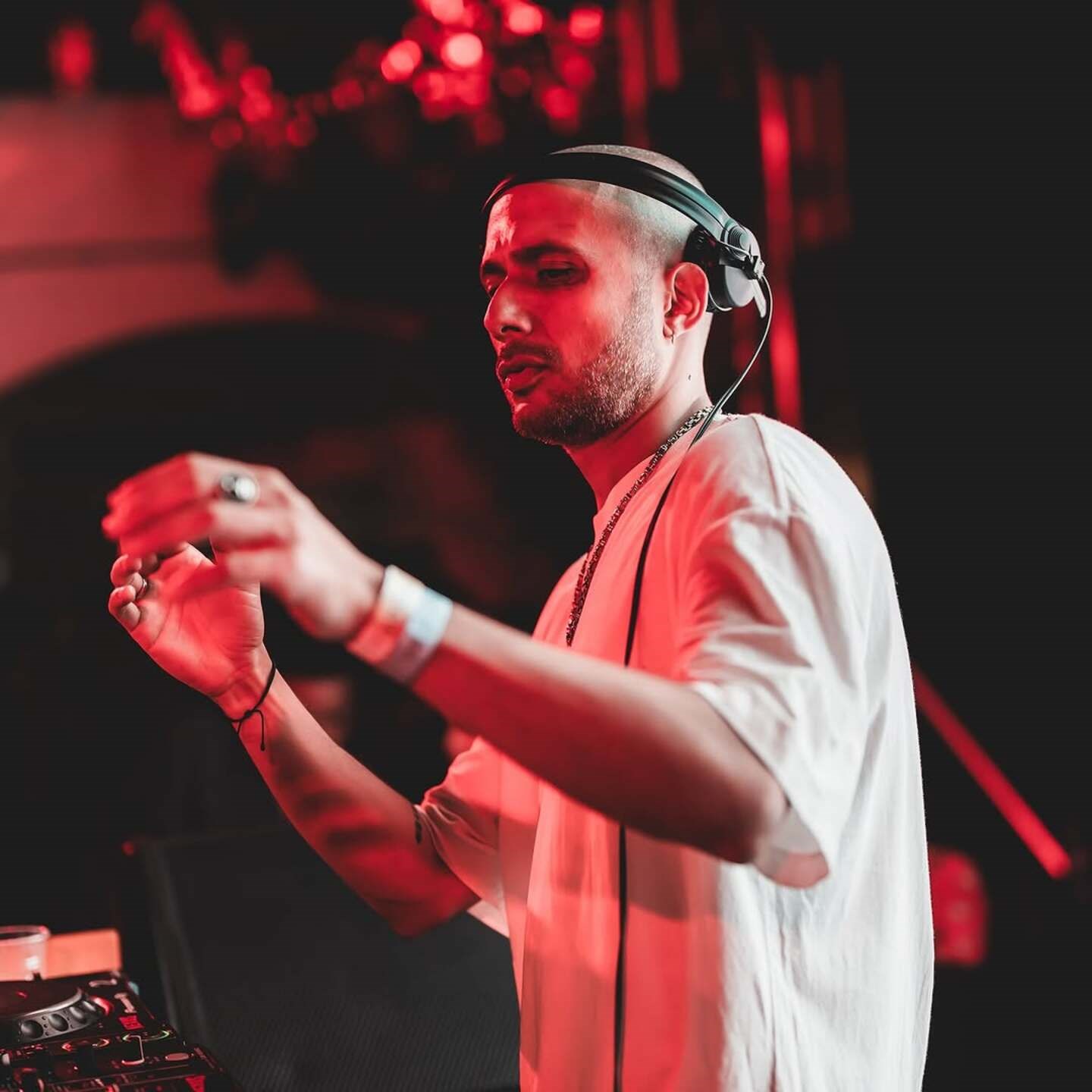 Jose M · Tour Dates & Tickets