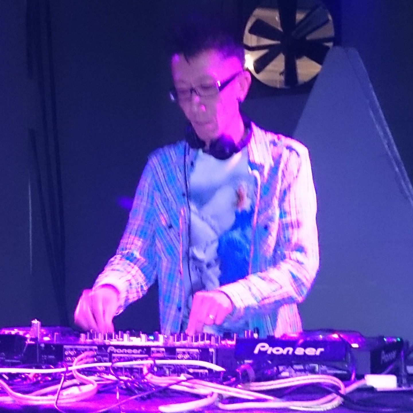 Josh Chen · Artist Profile