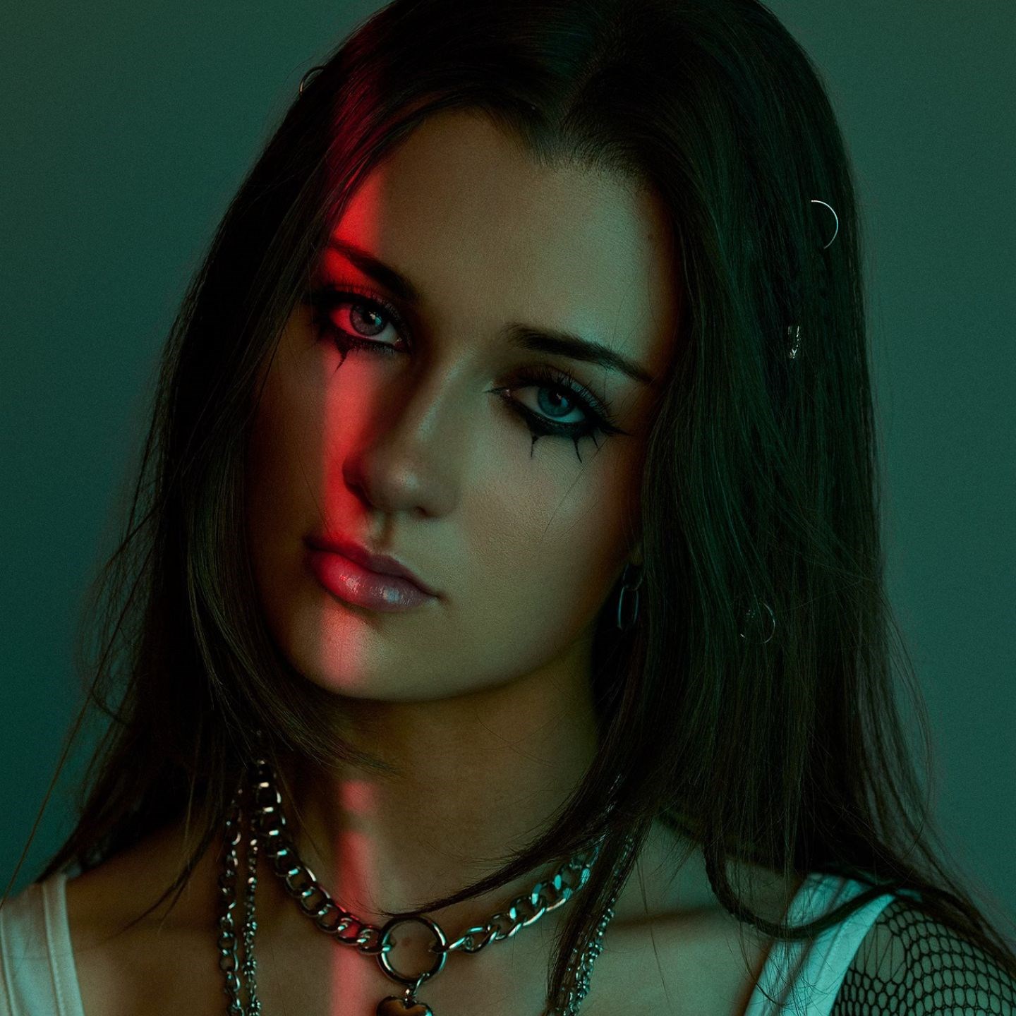 Ju (38) · Biography