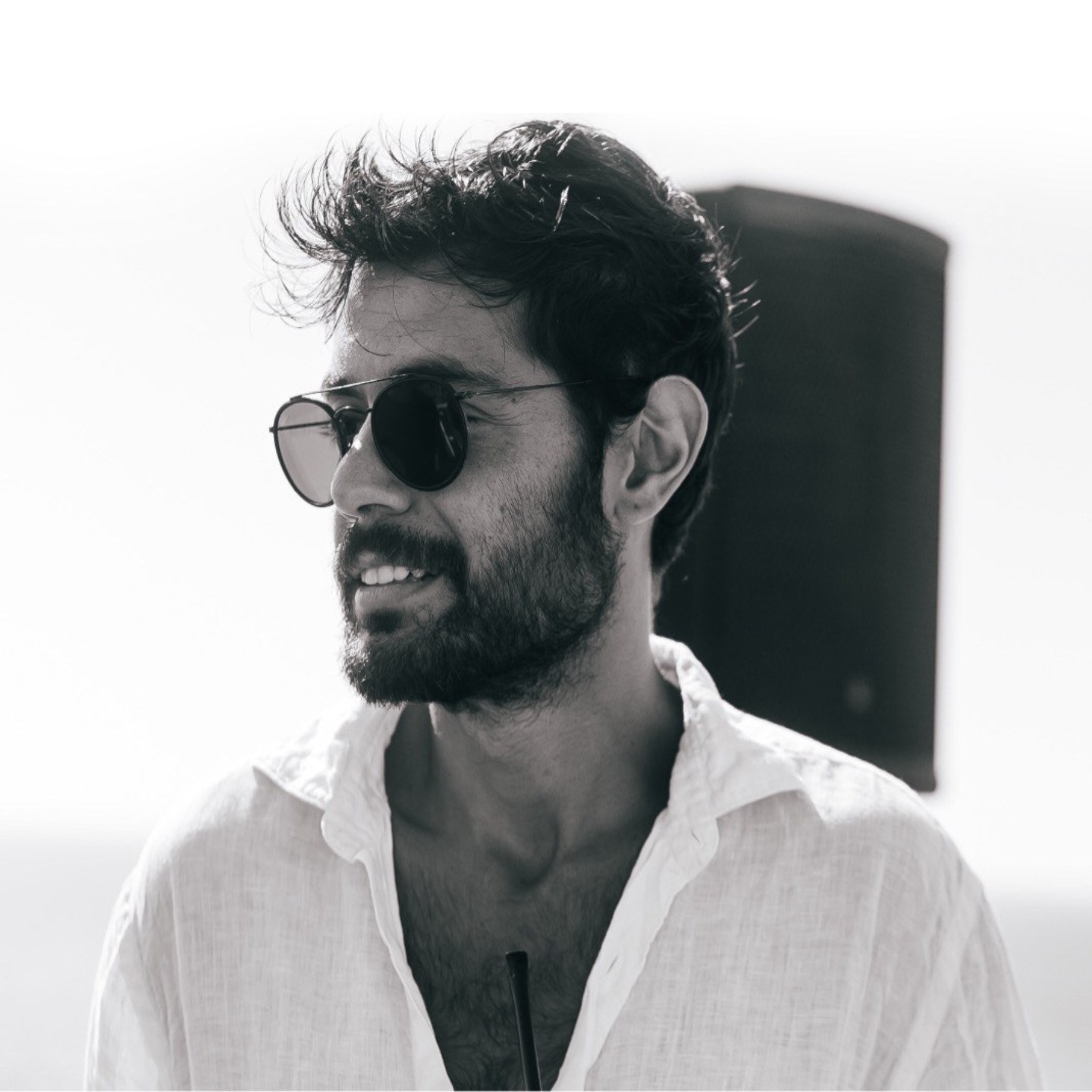 Juan Yarin · Artist Profile