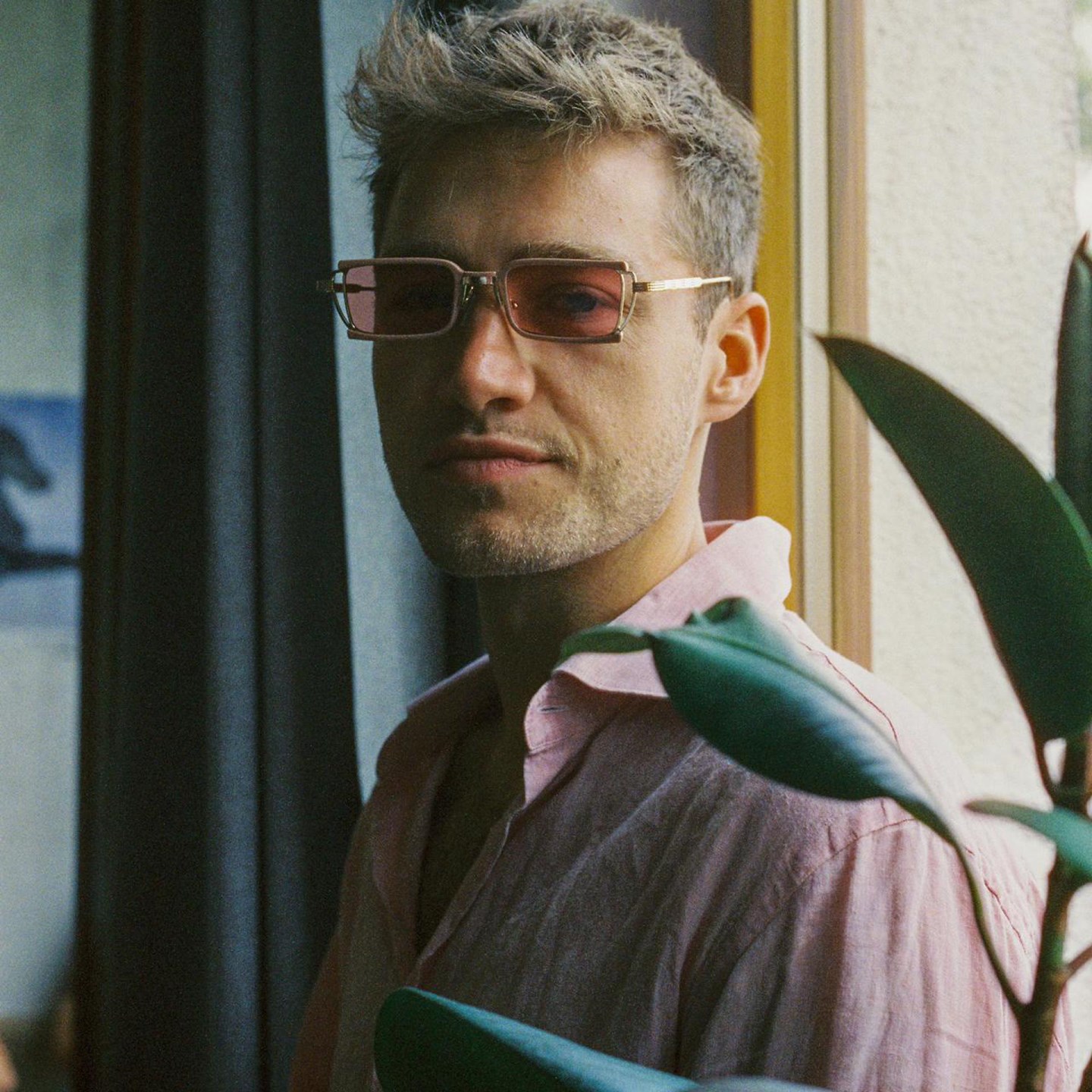 Jules Francis · Artist Profile