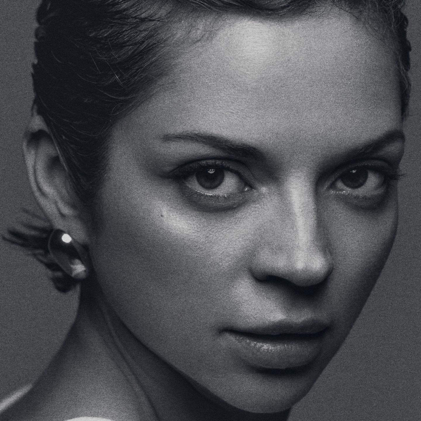 Julia Bondar · Artist Profile