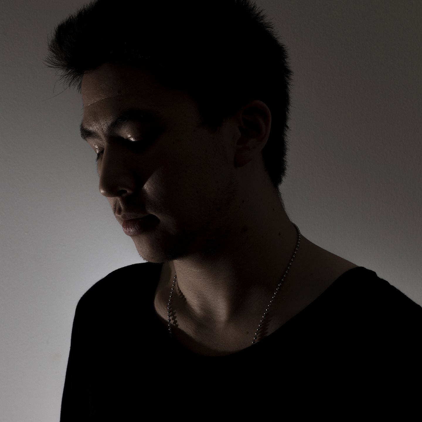 Justin Isobe · Artist Profile