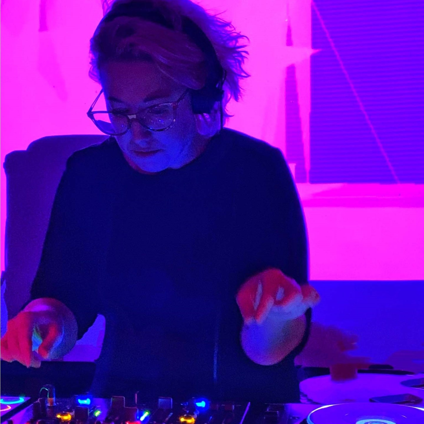 Kate Rowe · Artist Profile