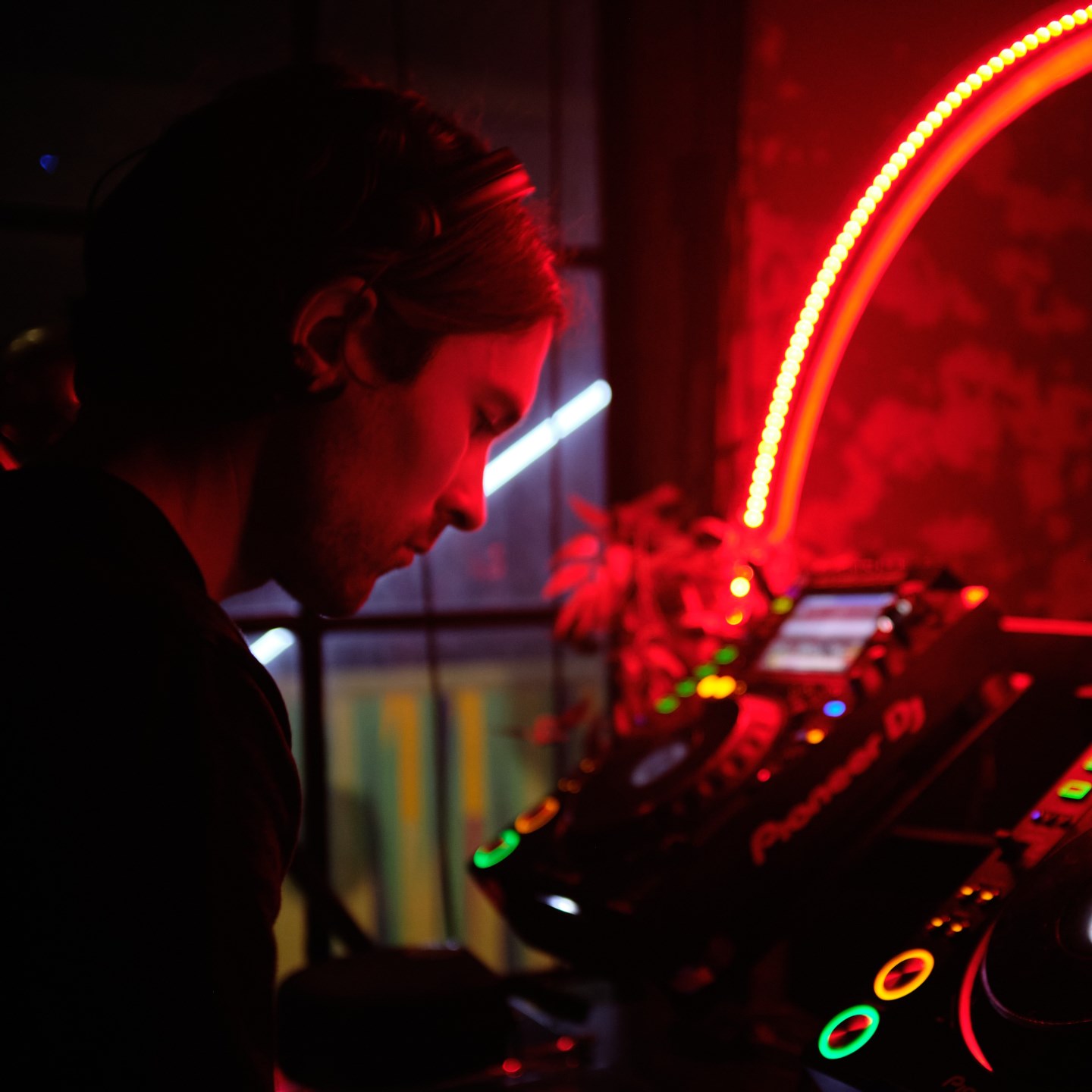 K.mal · Artist Profile