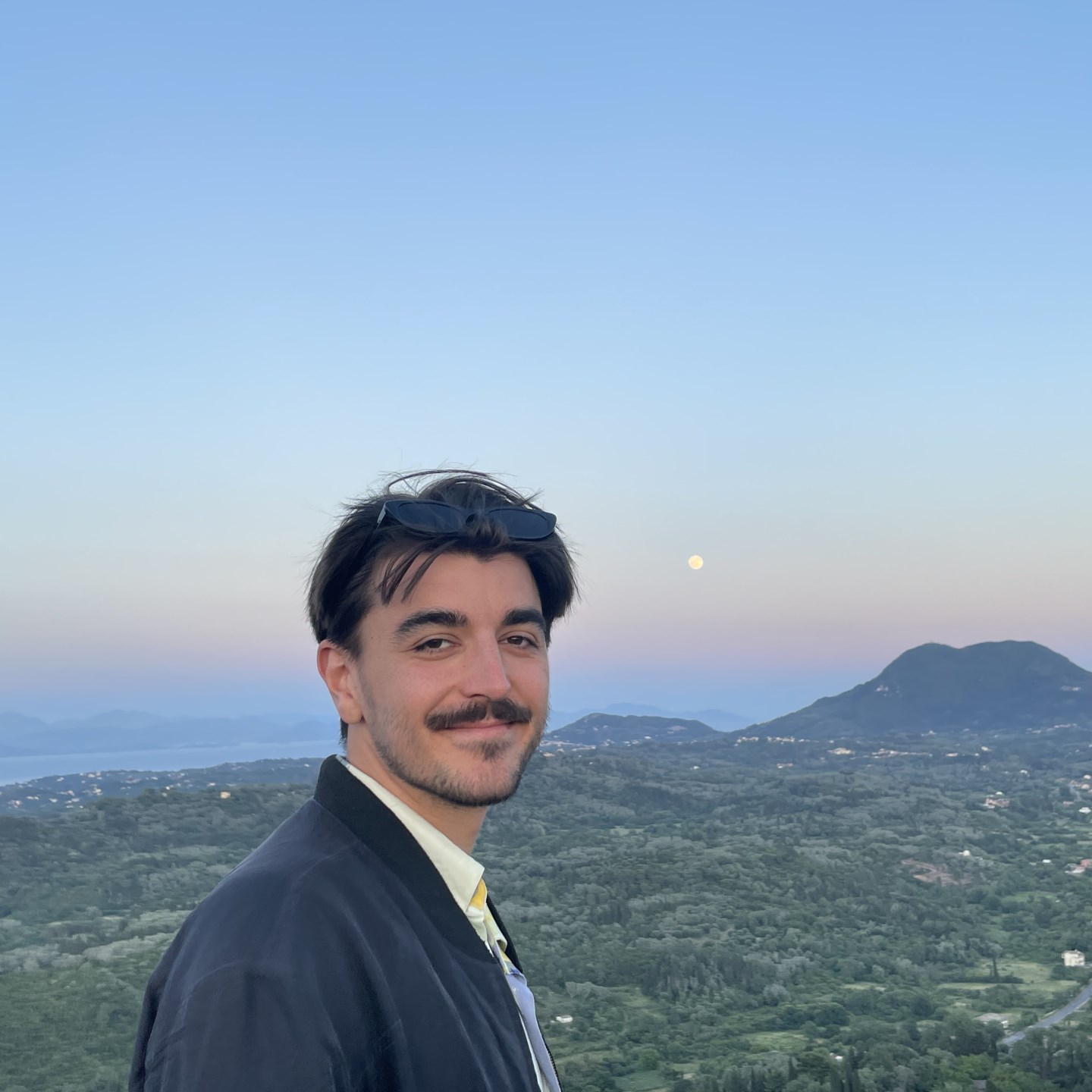 Konstantin Klein · Artist Profile