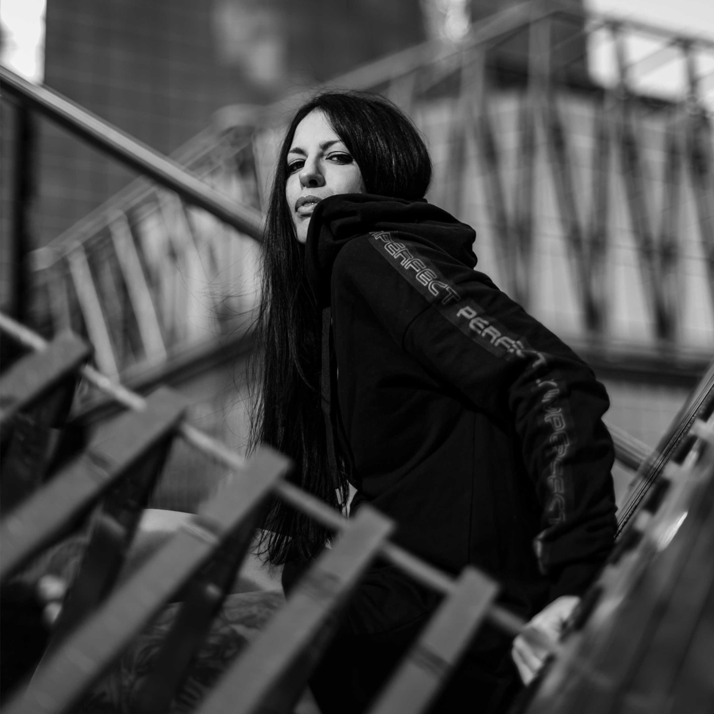 Kuroi · Artist Profile