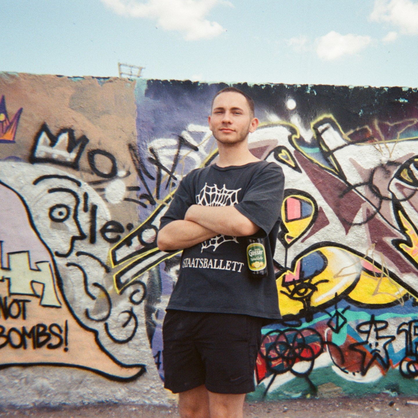 le:o · Artist Profile