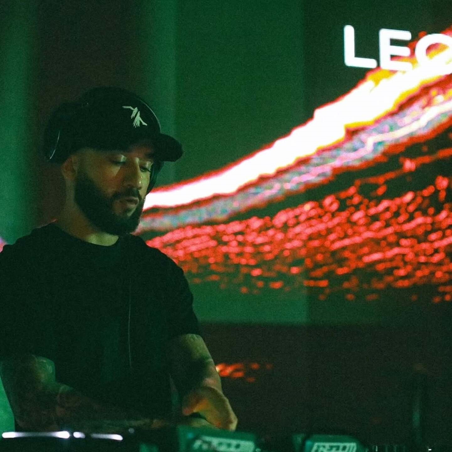 Leo J (2) · Artist Profile