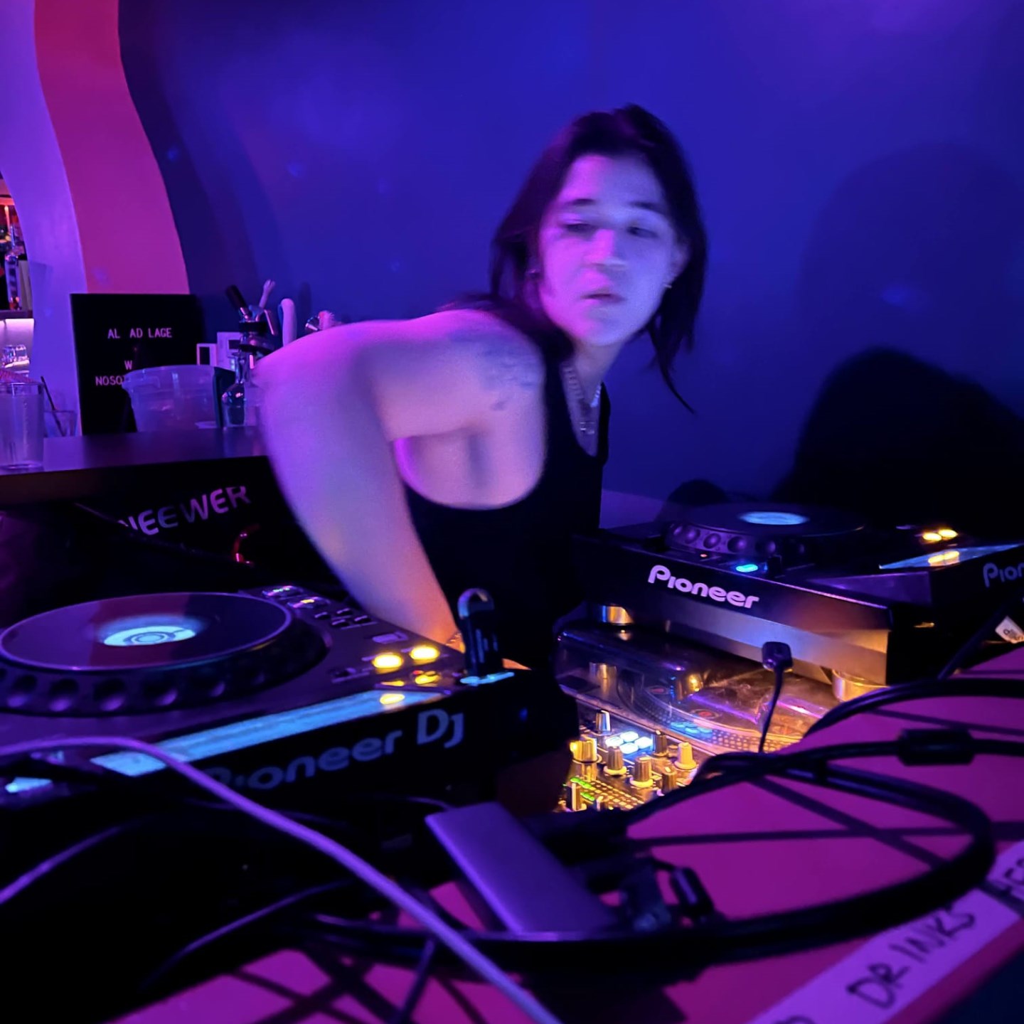 Leumas · Artist Profile