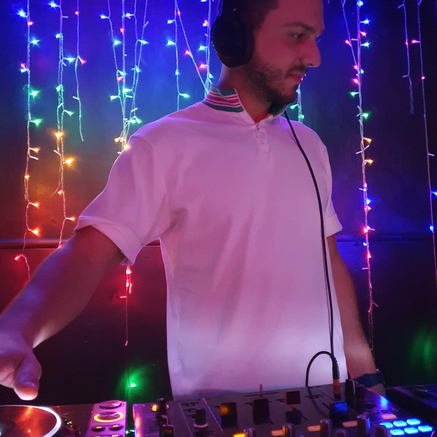 Louis Cypher · Artist Profile