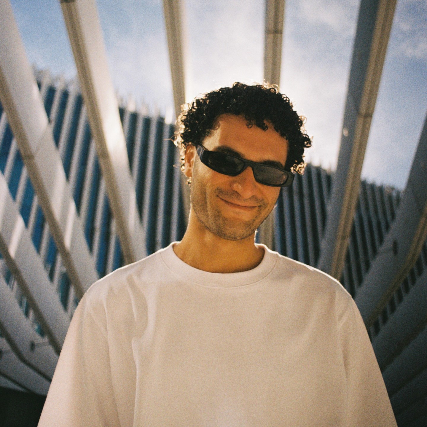 LUCAS live · Artist Profile