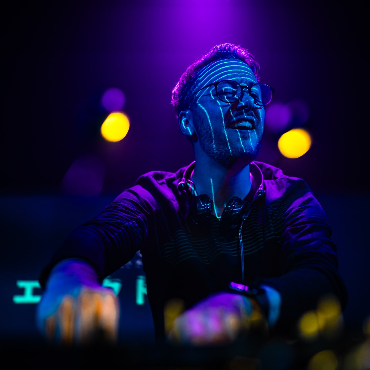 Luke Hobbs · Artist Profile