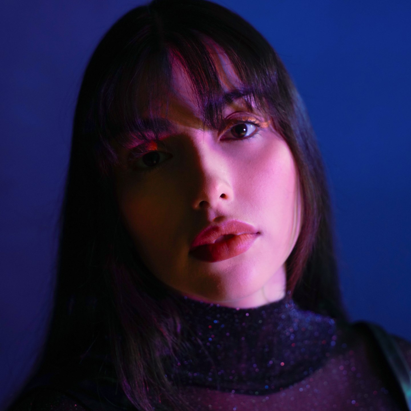 LUNA (5) · Artist Profile