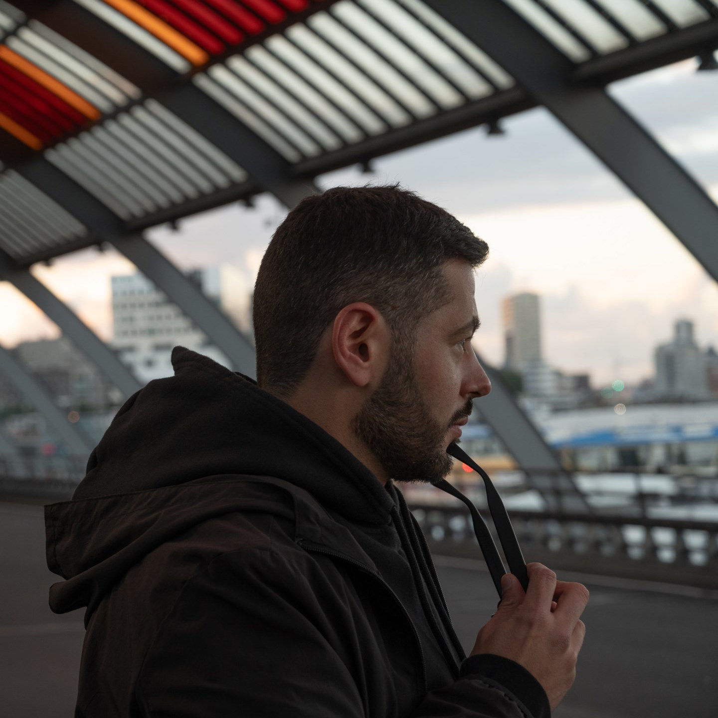 Luval · Artist Profile