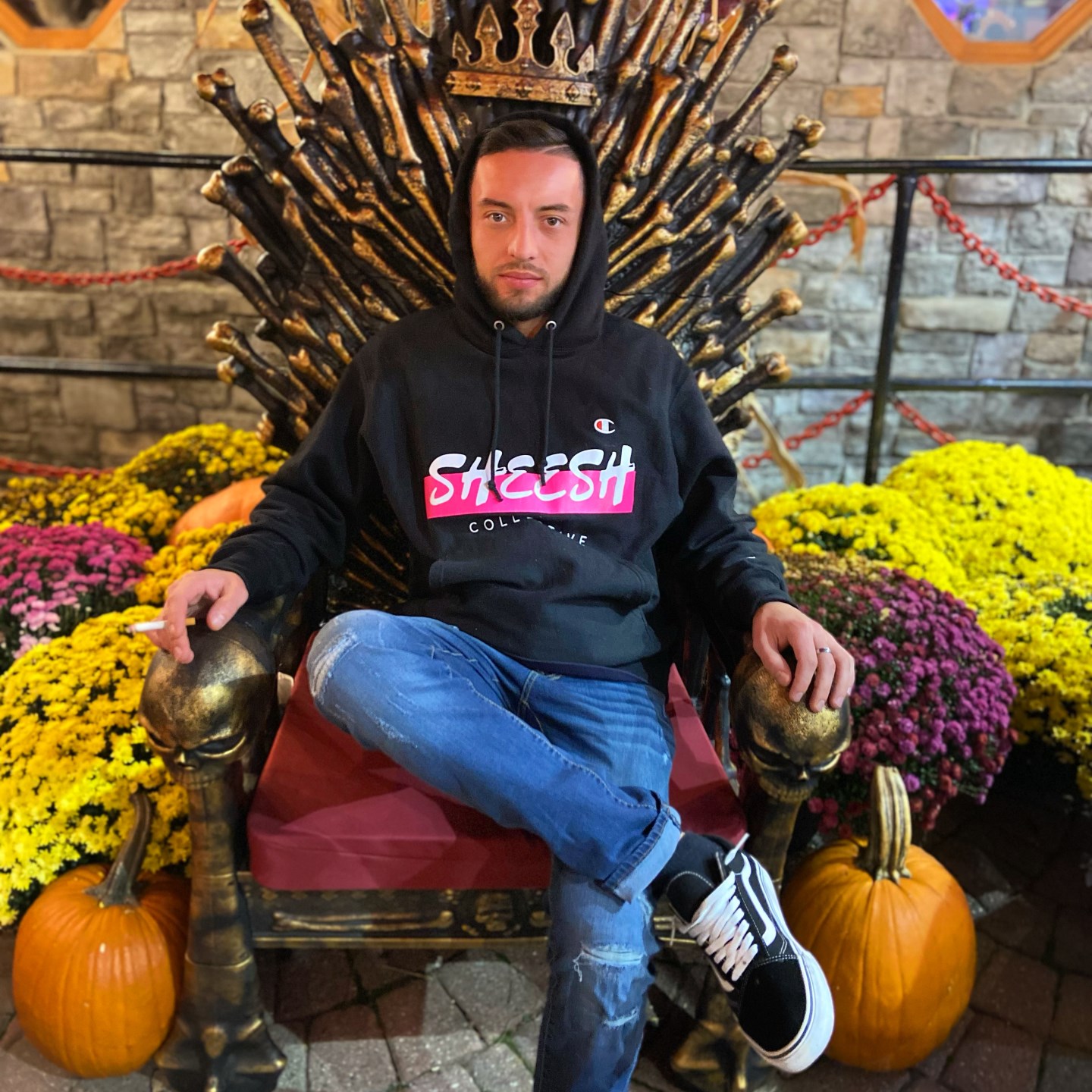 M33CH · Artist Profile