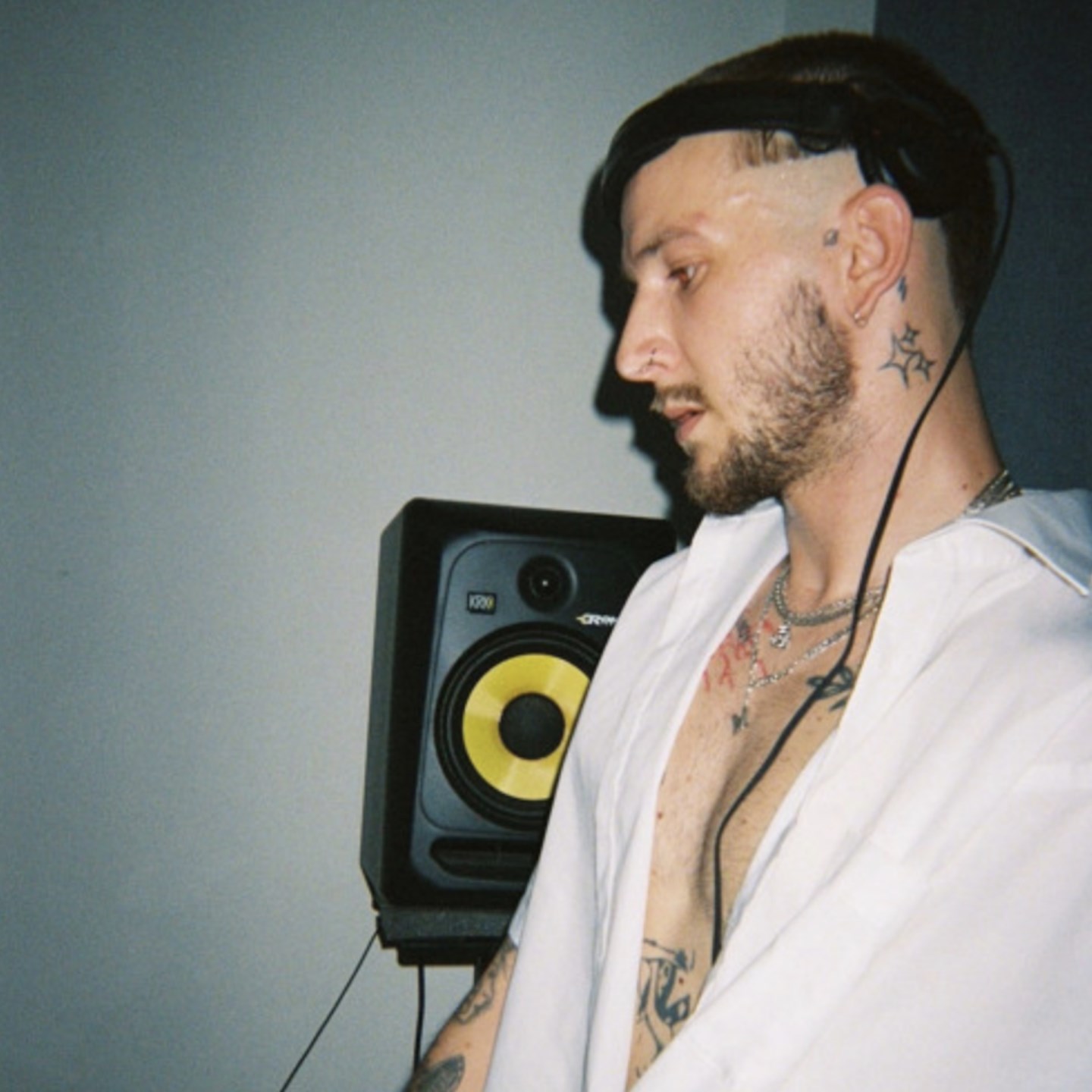 MADMAN (2) · Artist Profile