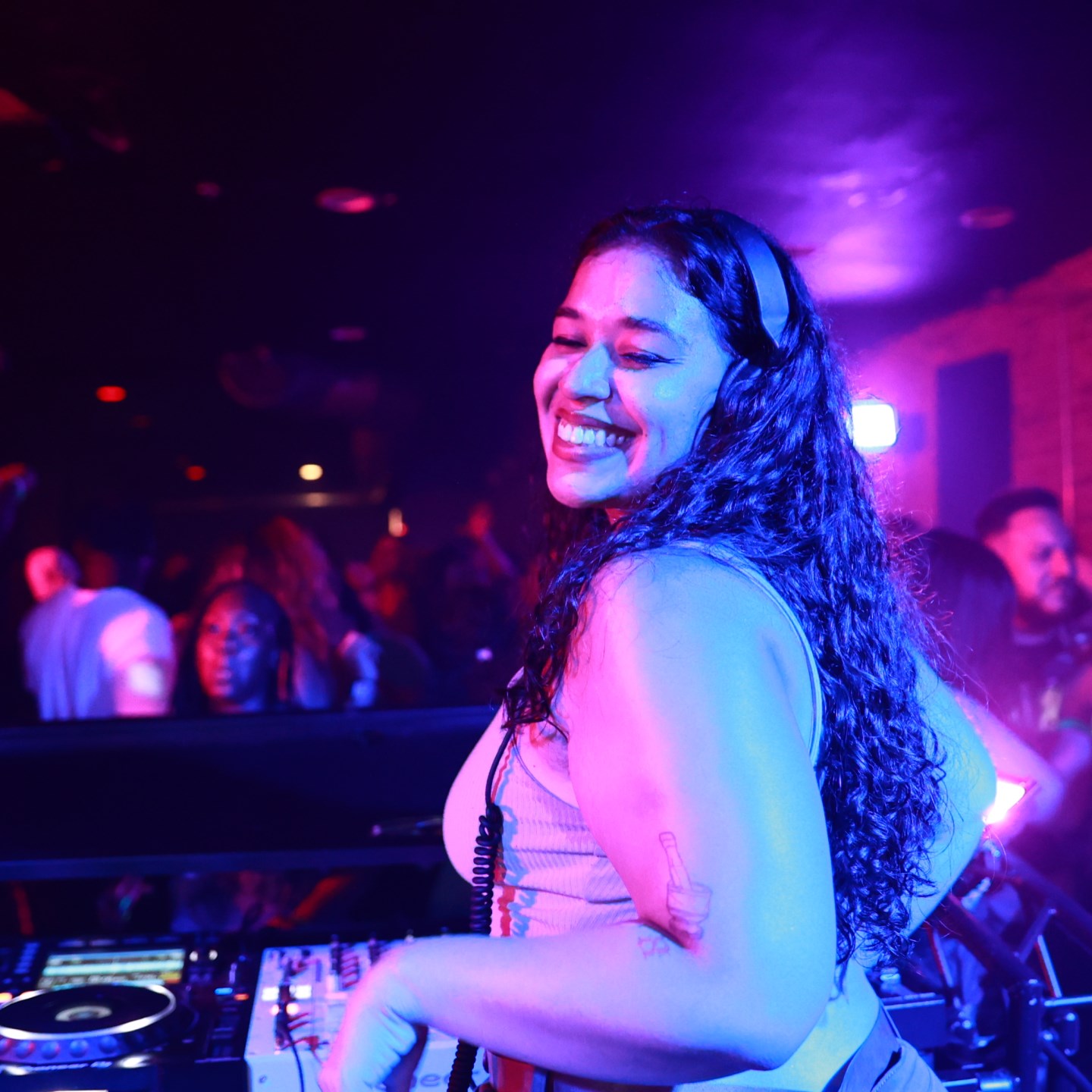 MAMICANA · Artist Profile