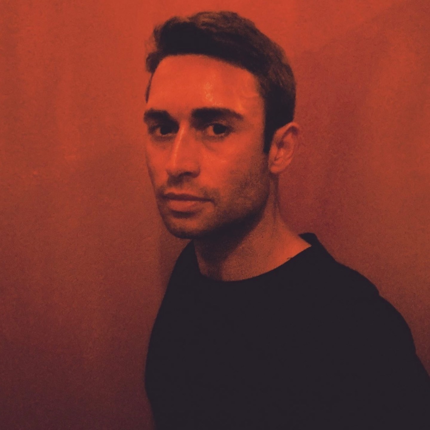 Manfredi · Artist Profile