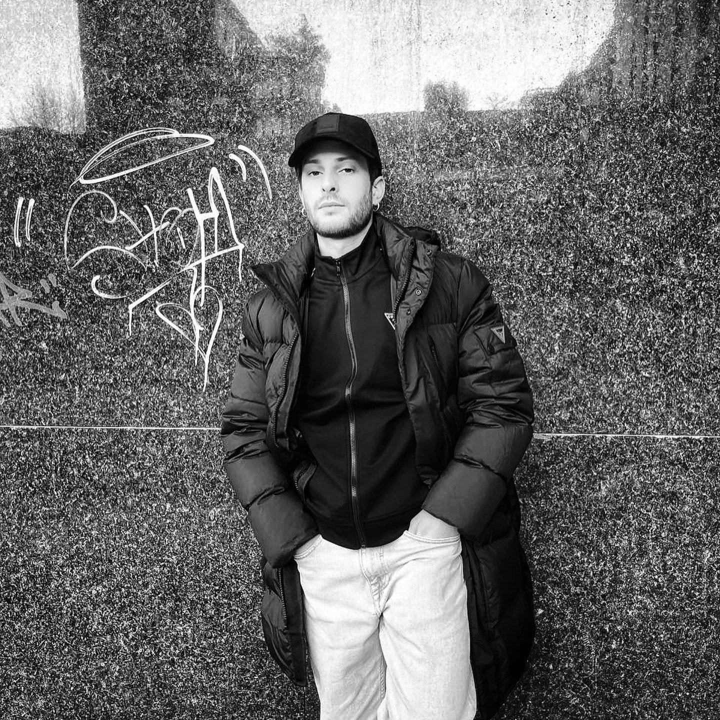 Manuuu · Artist Profile