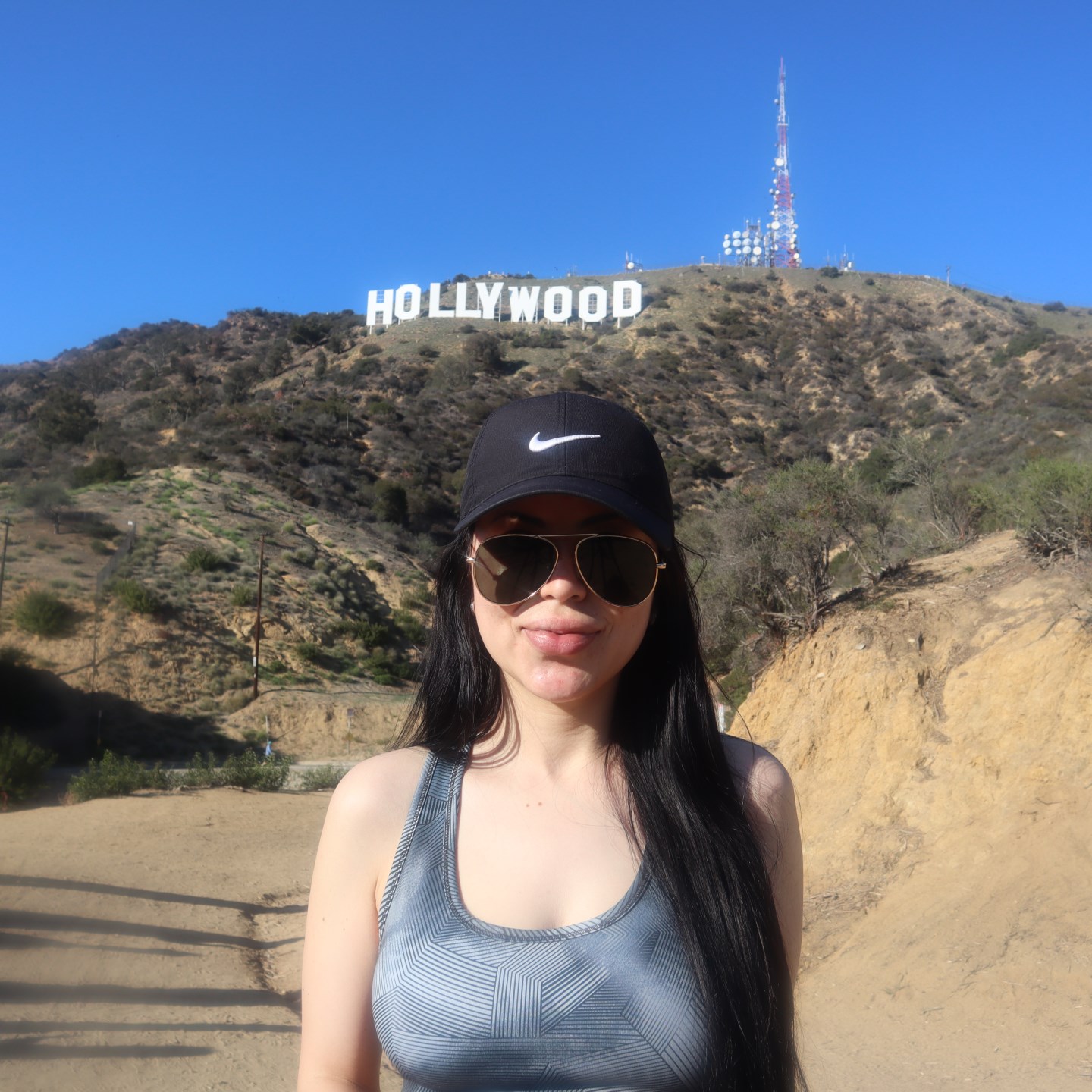 MARIELLA · Artist Profile