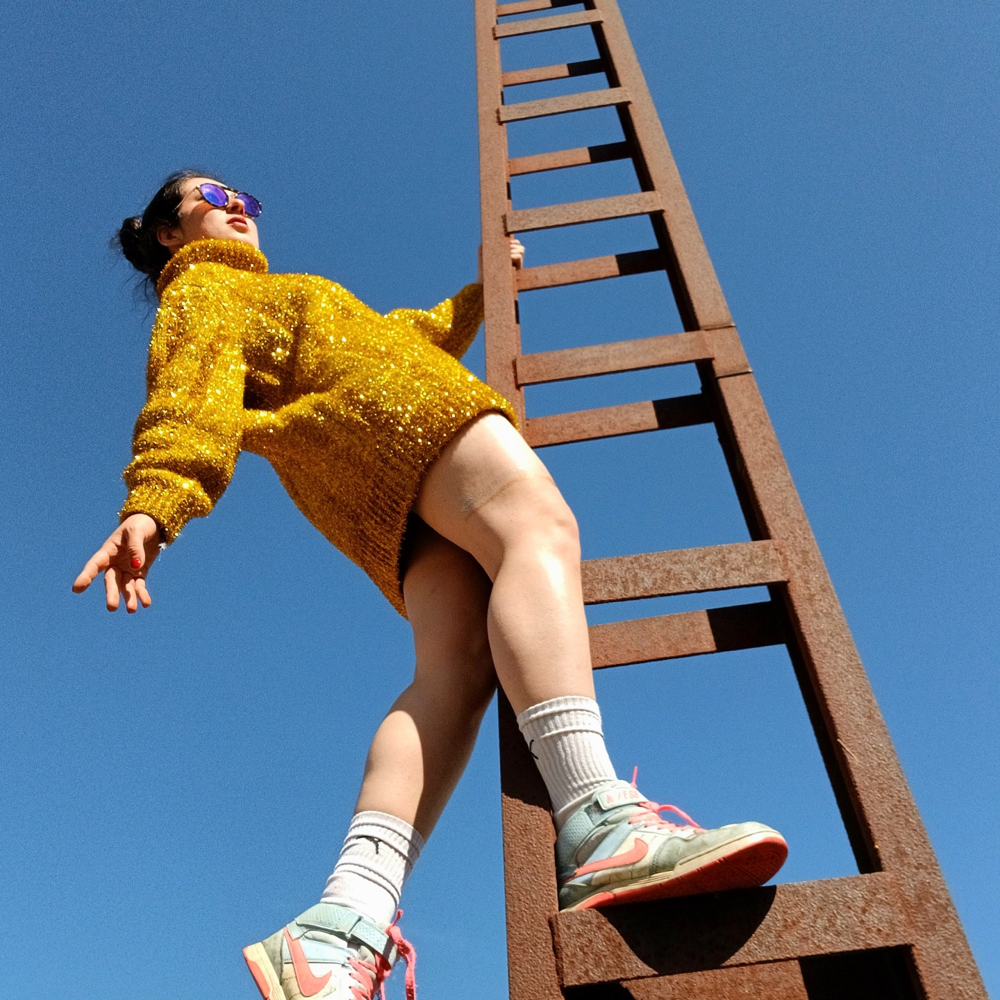 Marie Maroon · Artist Profile