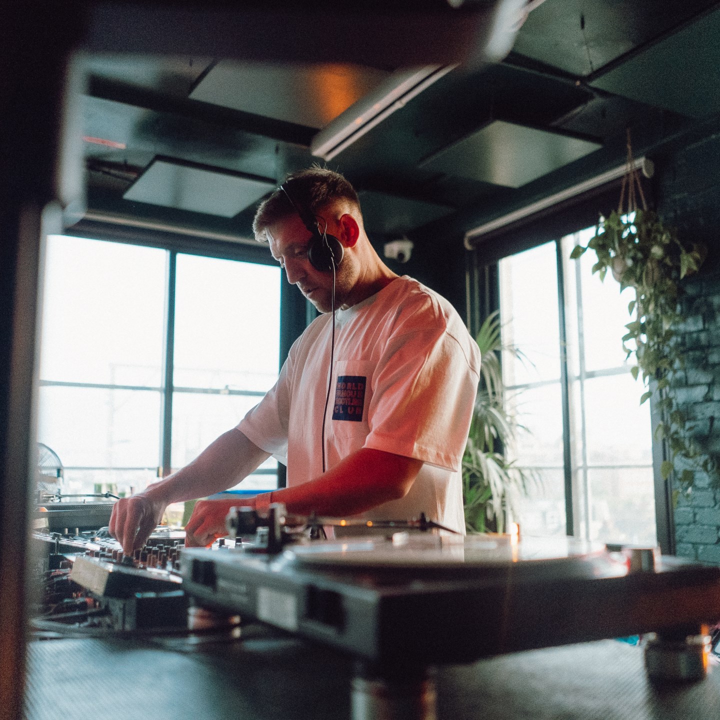 Marlon Baleci · Artist Profile