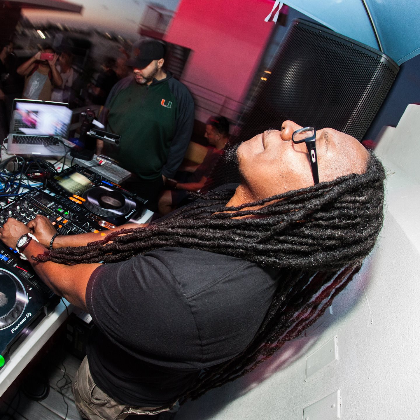 Marshall Jones · Artist Profile