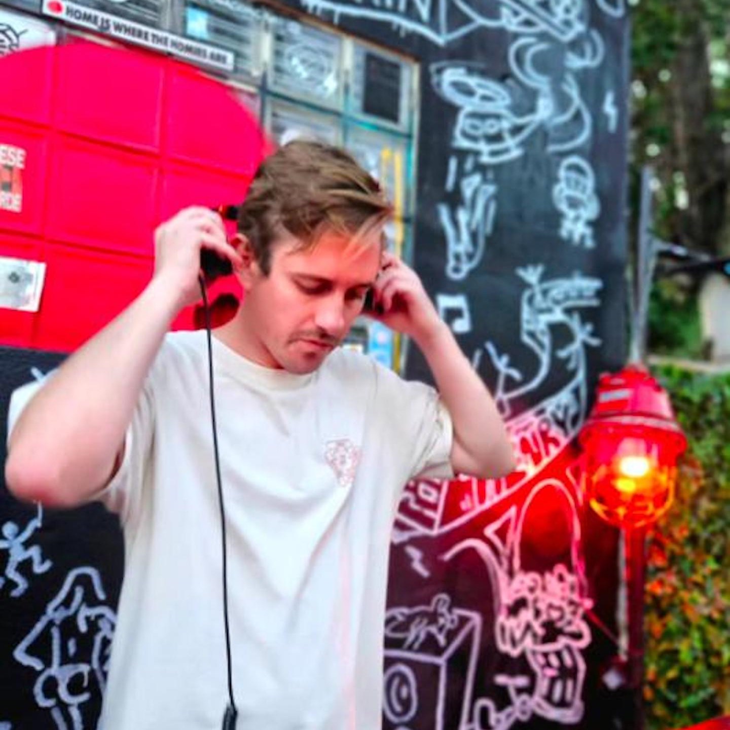 Matthew Bell · Artist Profile