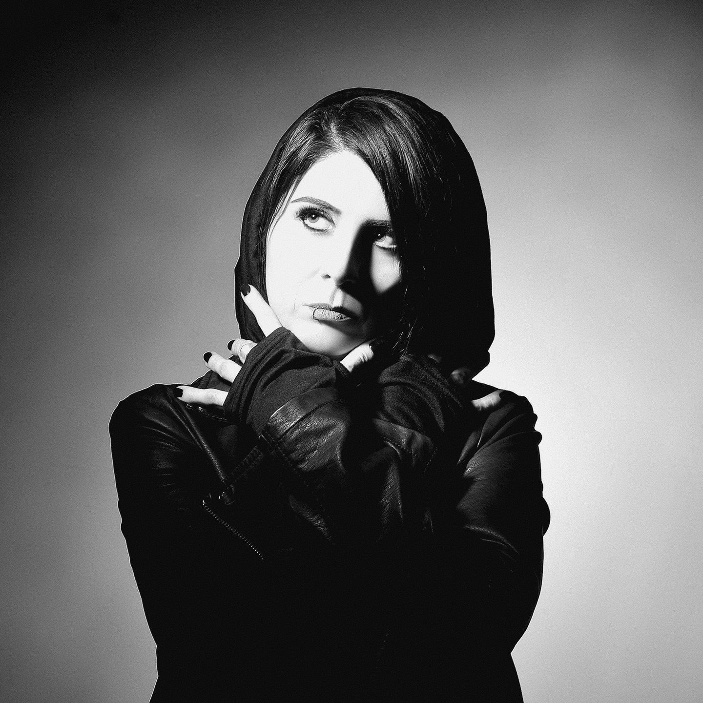 Maureen Raven · Artist Profile