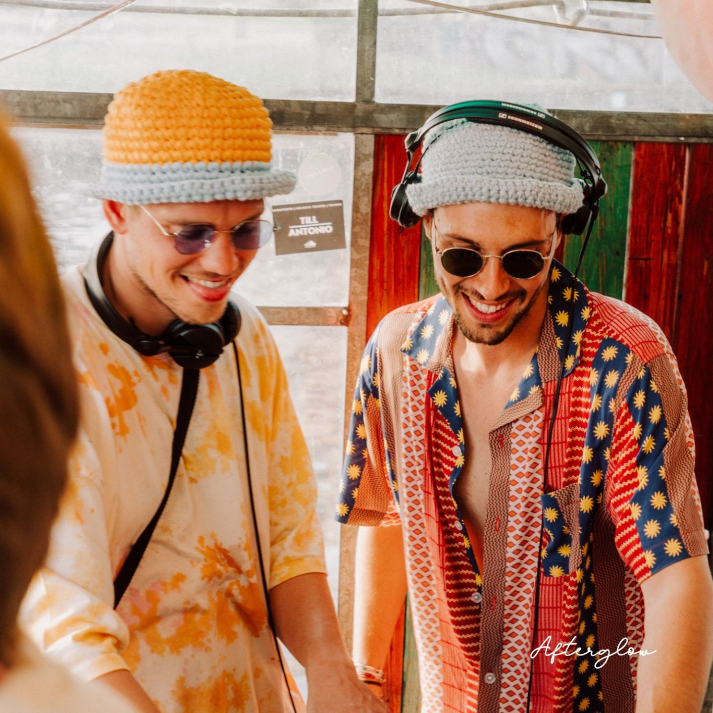 MaxandMellow · Artist Profile