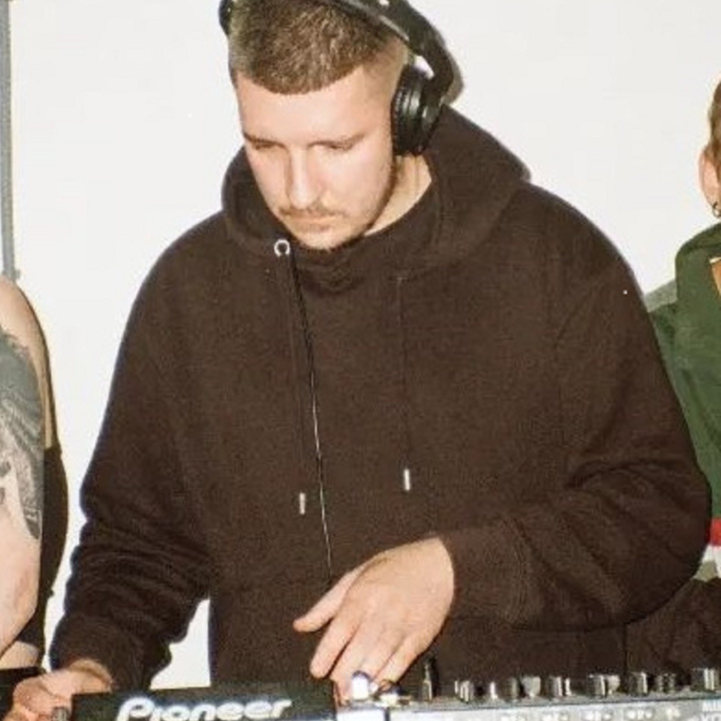 Max Kowalski · Tour Dates & Tickets