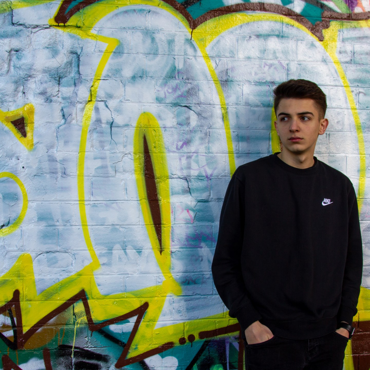 Max Mitchell · Artist Profile