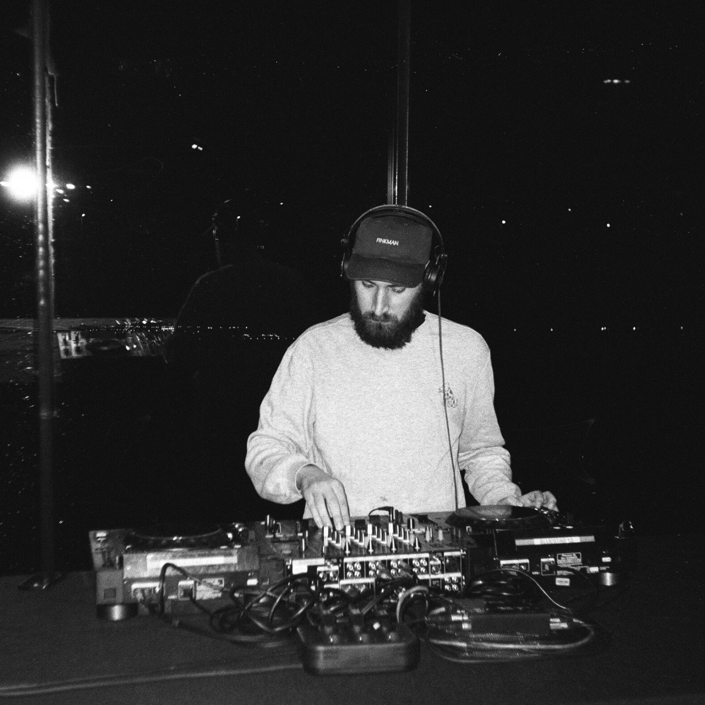 Max Sinclair · Artist Profile