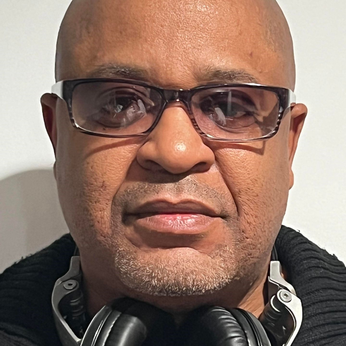 MIKE TODD · Artist Profile