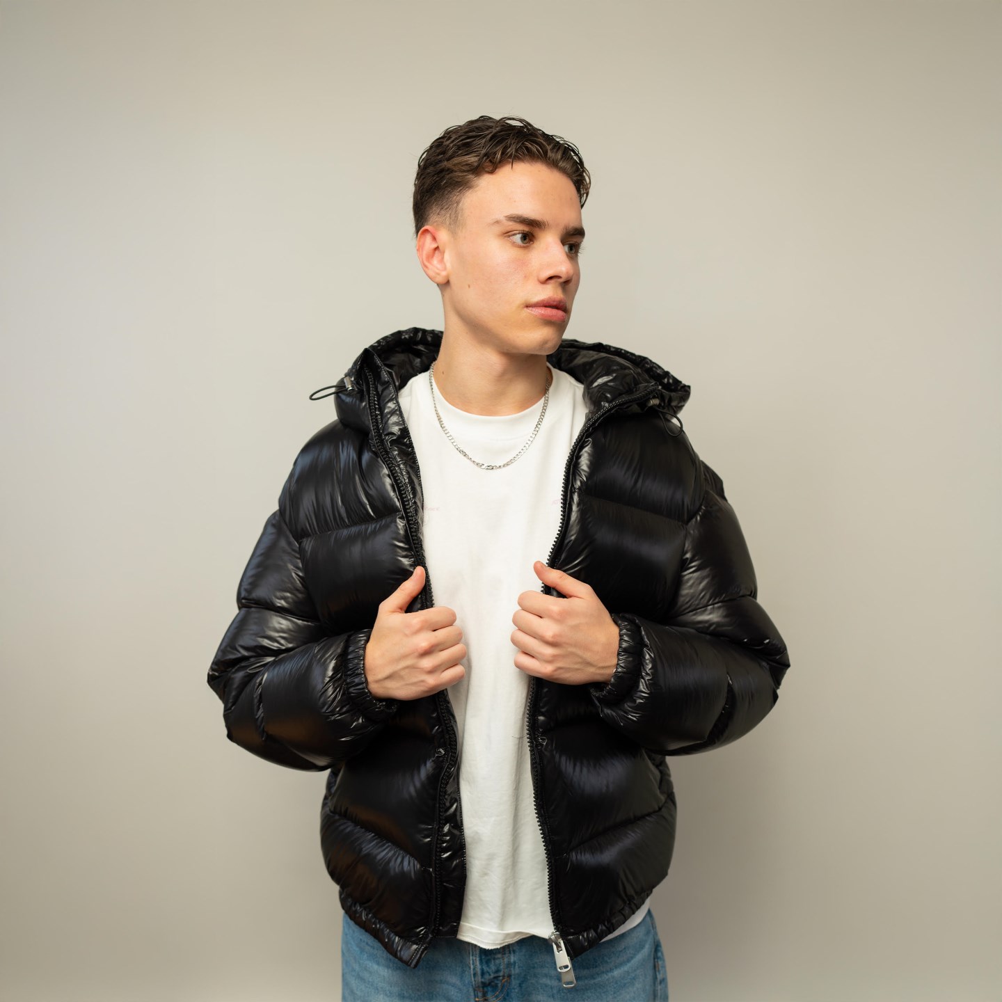 Mitch (3) · Tour Dates & Tickets