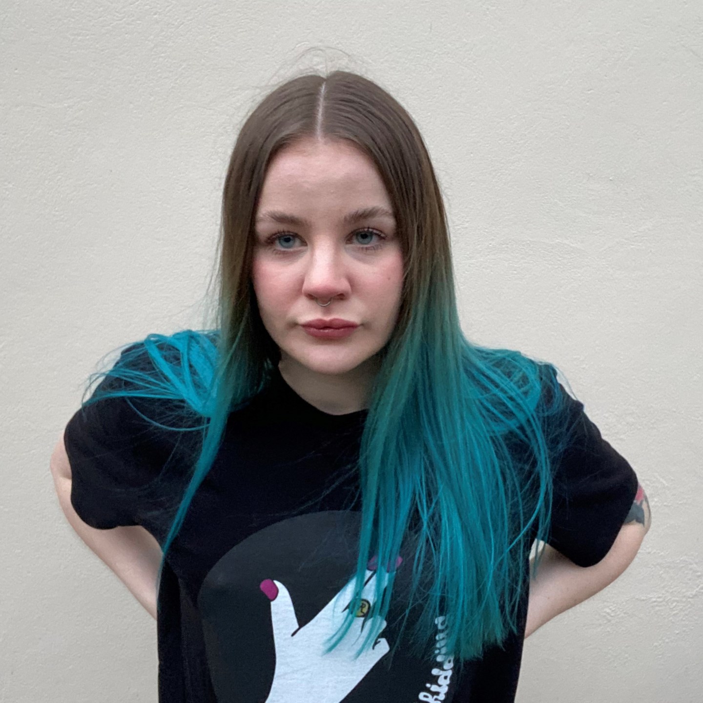 MOLL (UK) · Artist Profile