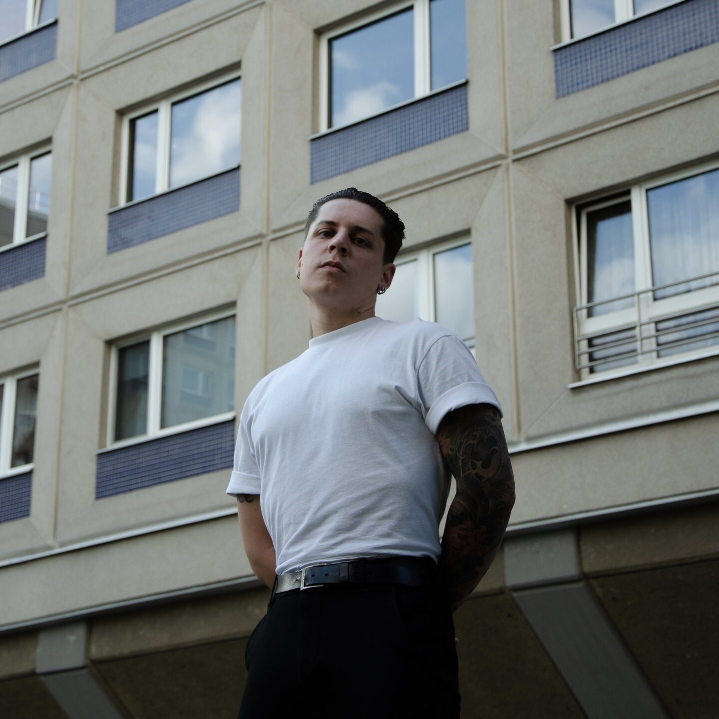 MØNØSTEP · Artist Profile