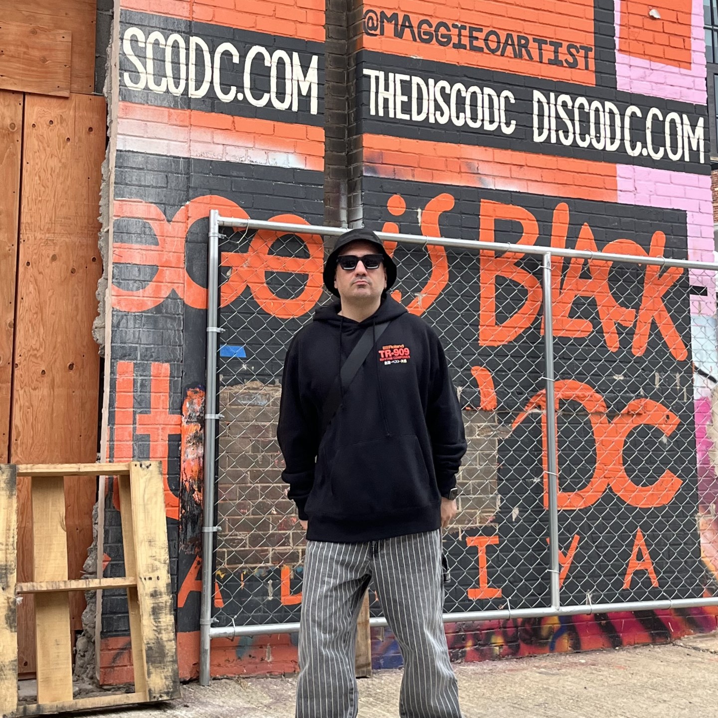 MÖSEE · Artist Profile