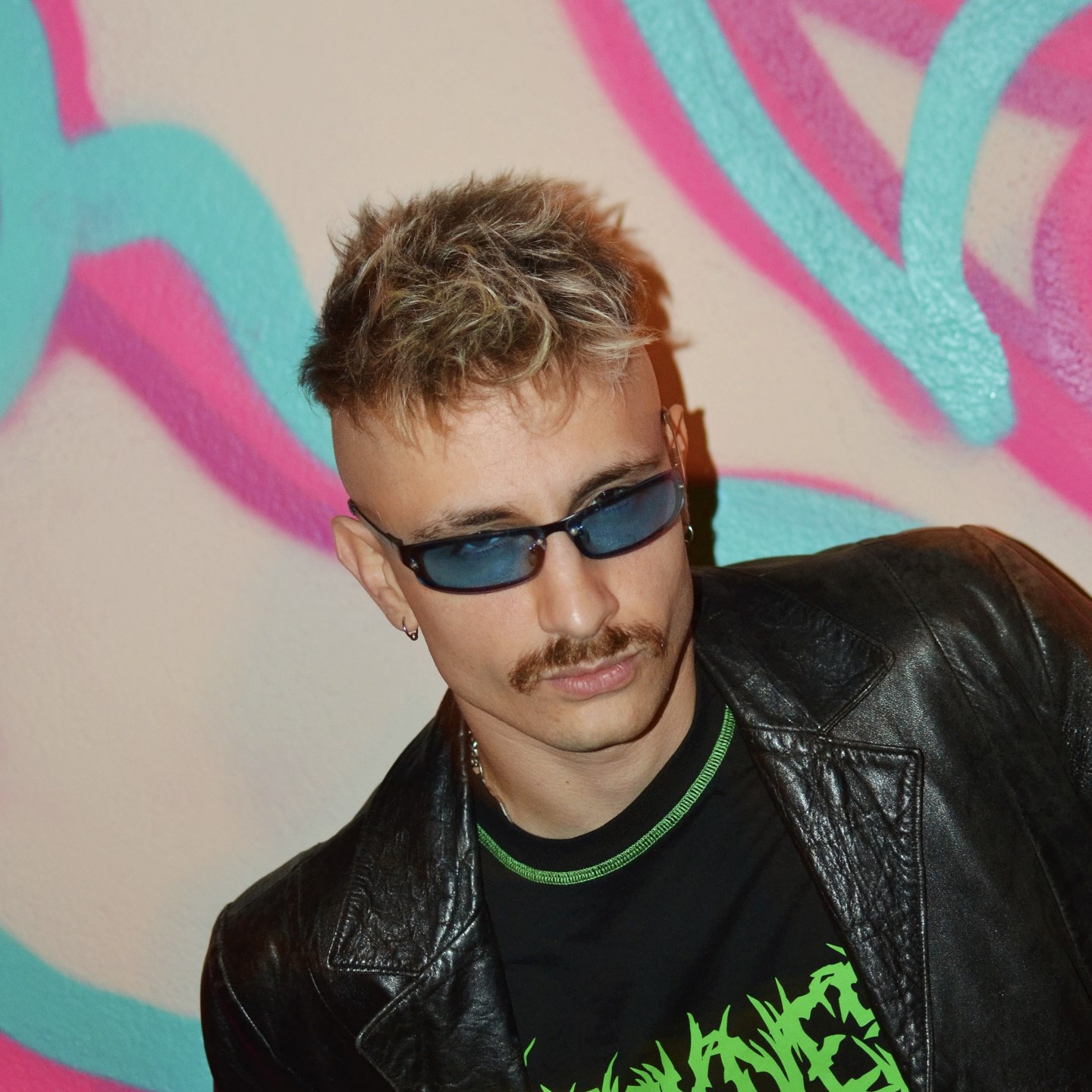 Munsinger · Artist Profile